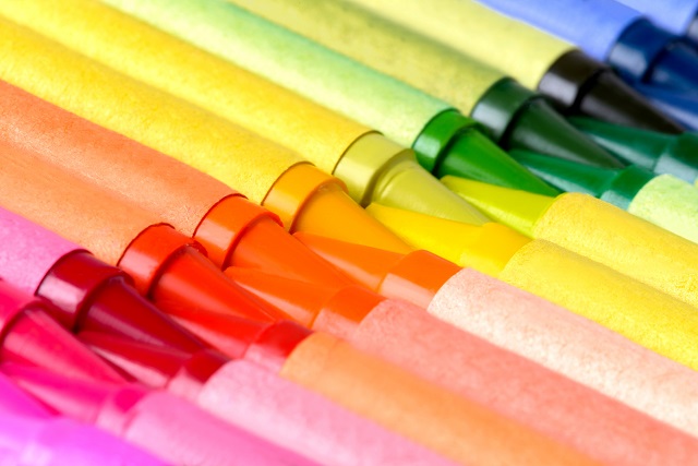 Manchas de ceras de colores - Cómo eliminarlas eficazmente